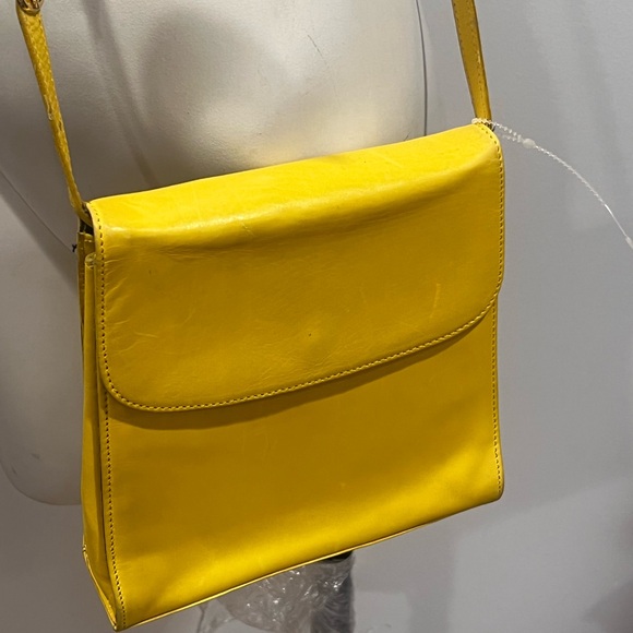 Bellesco | Bags | Italian Kidskin Lemon Yellow Leather Crossbody Bag ...